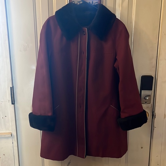 Jackets & Coats | Im Selling A Vintage 7s Burgundy Inside Fur Coat ...